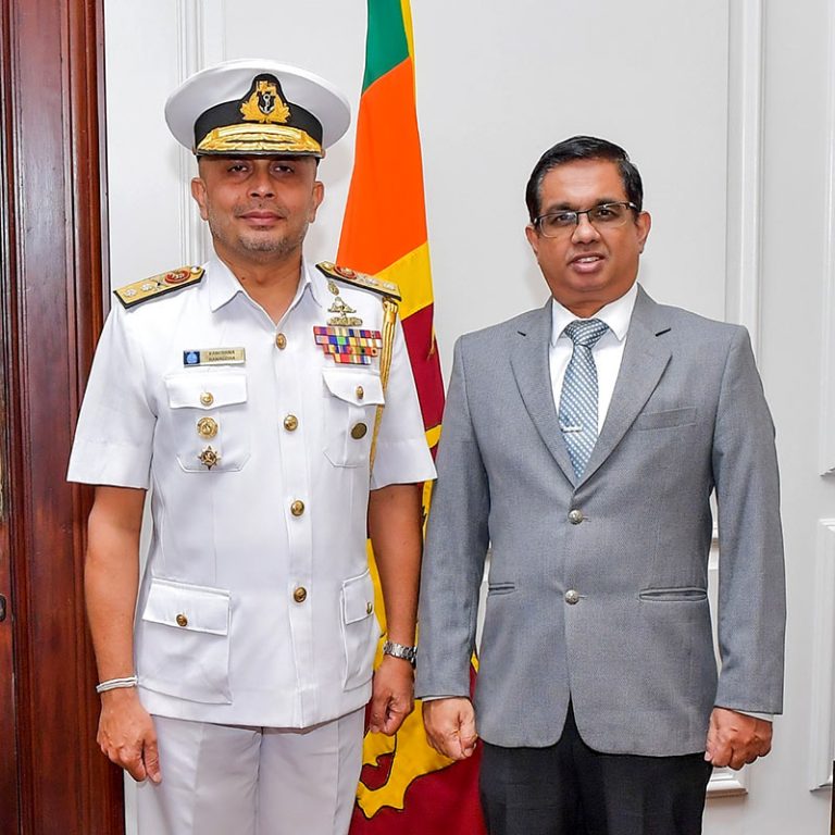 Sri Lanka appoints new Army and Navy commanders | ONLANKA