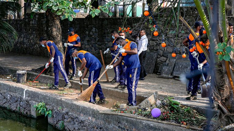 Tri-Forces and CSD lead Beira Lake clean-up under 'Clean Sri Lanka ...